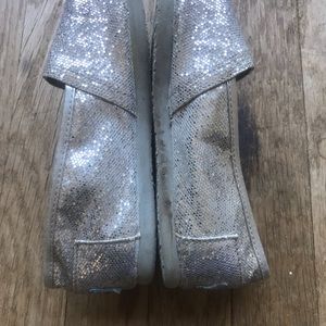 Toms | Shoes | Toms Silver Glitter Sparkle Slip On Shoes Size 6 | Poshmark